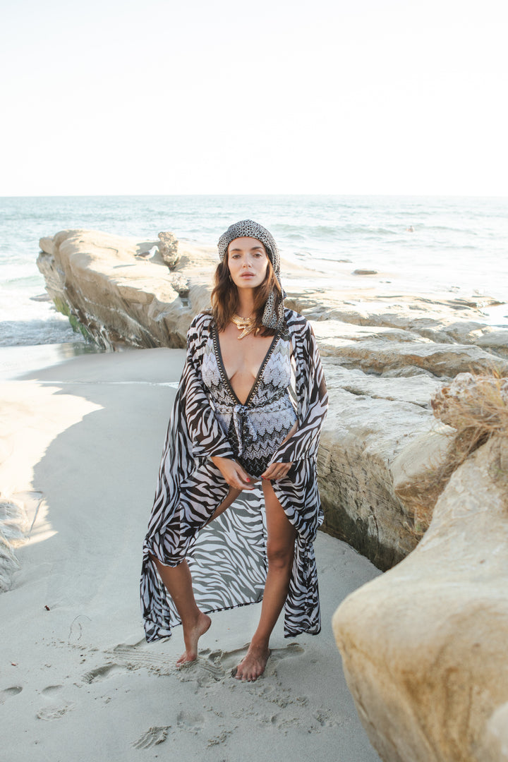 KIMONOS – Jennafer Grace